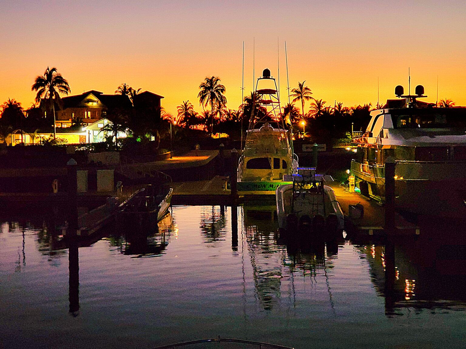 Boat Lessons - On Water Boat Training - Learn to Dock